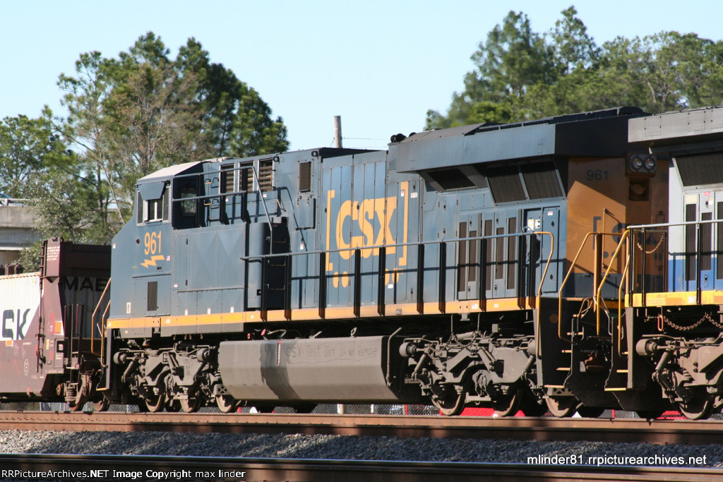 CSX 961